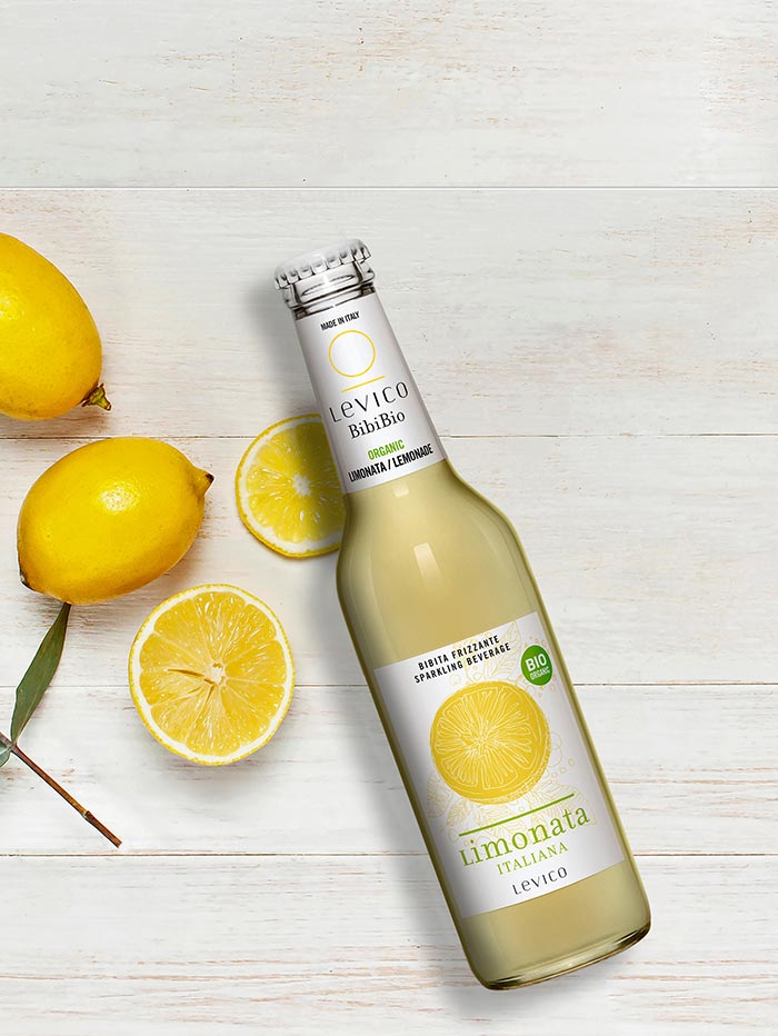 Limonata bio per casa, ristoranti e bar | Levico Acque
