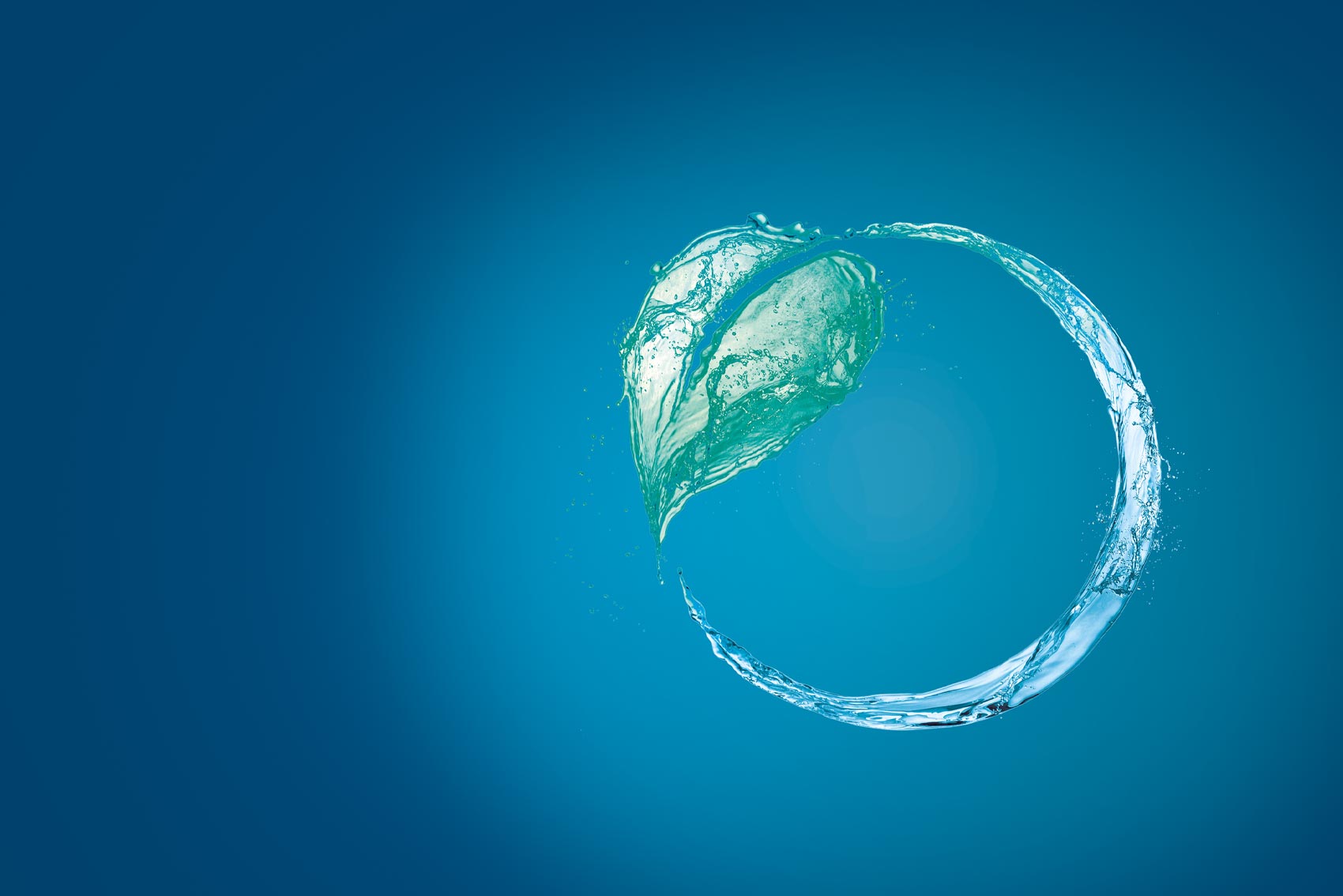 Levico Acque | Dal Trentino, l’acqua minerale leggera in bottiglia di vetro